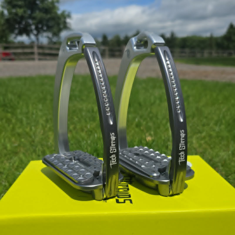 Tech Venice Sloped Evo Safety Stirrup - Silver/Titanium
